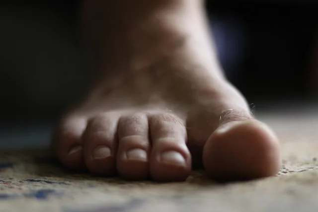 Do Toenails Change with Age? | AlzheimersLab